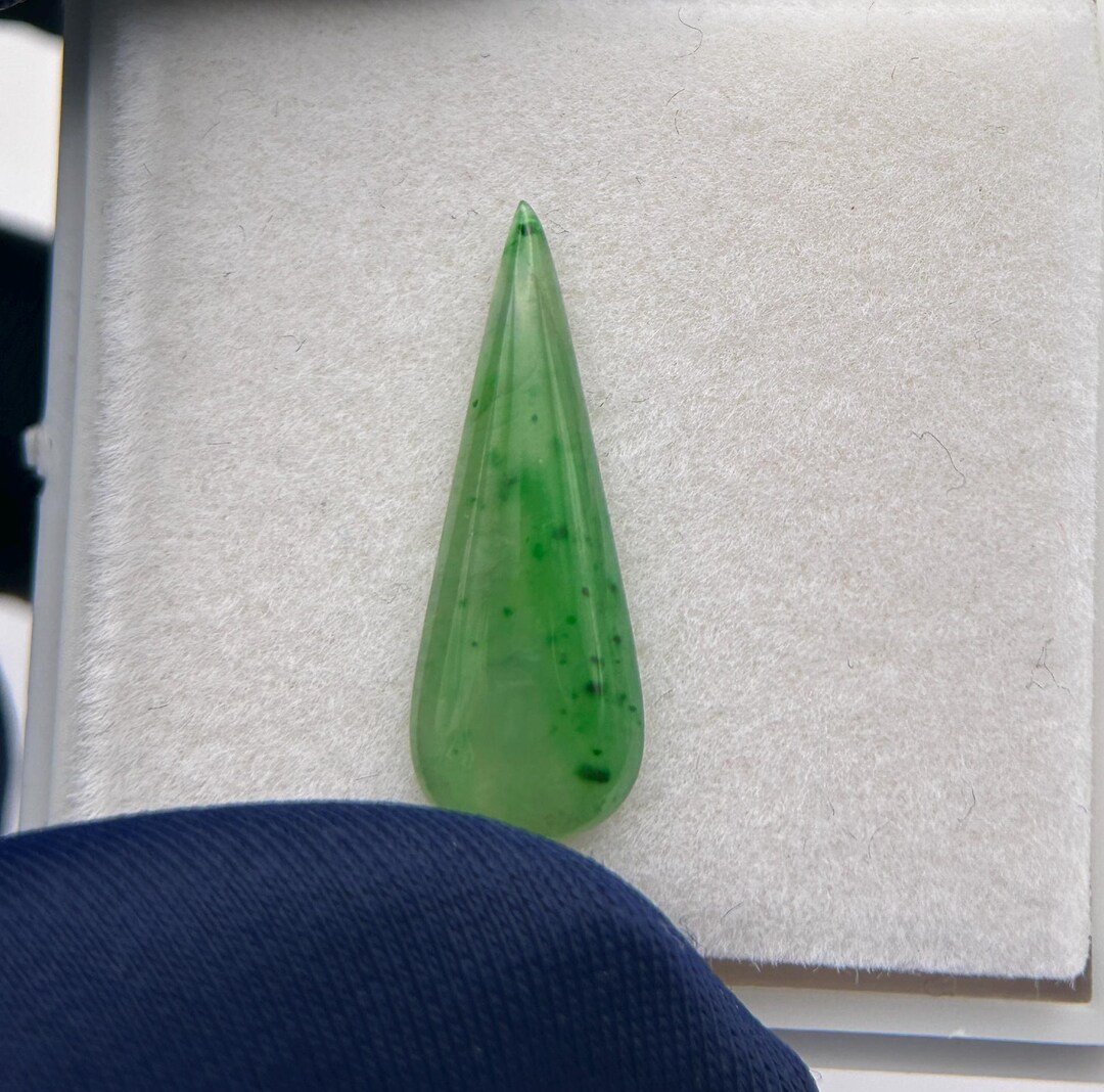 2.96ct Natural Myanmar Green Jadeite Jade, Teardrop Green Jade for ...