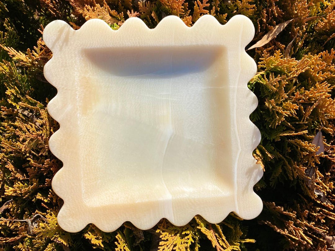 Handcrafted Onyx Scalloped Tray: Natural Stone Decor (20x20 Cm) - Etsy