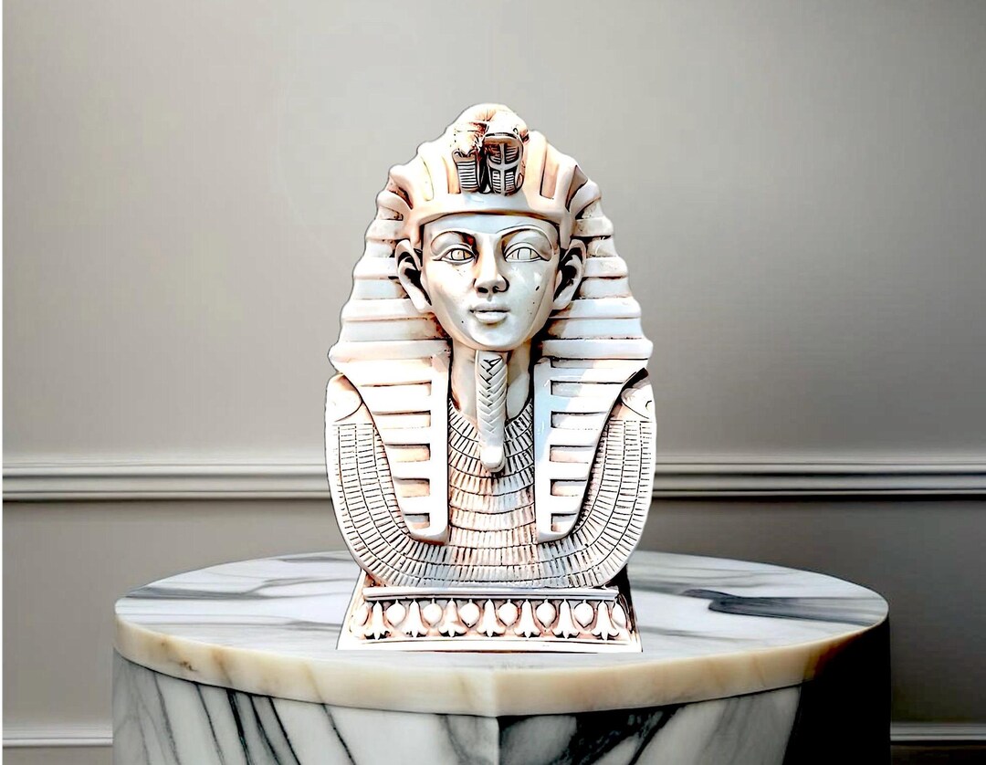White Stone King Tutankhamun Pharos Mask , Tutankhamun Stone Bust ...