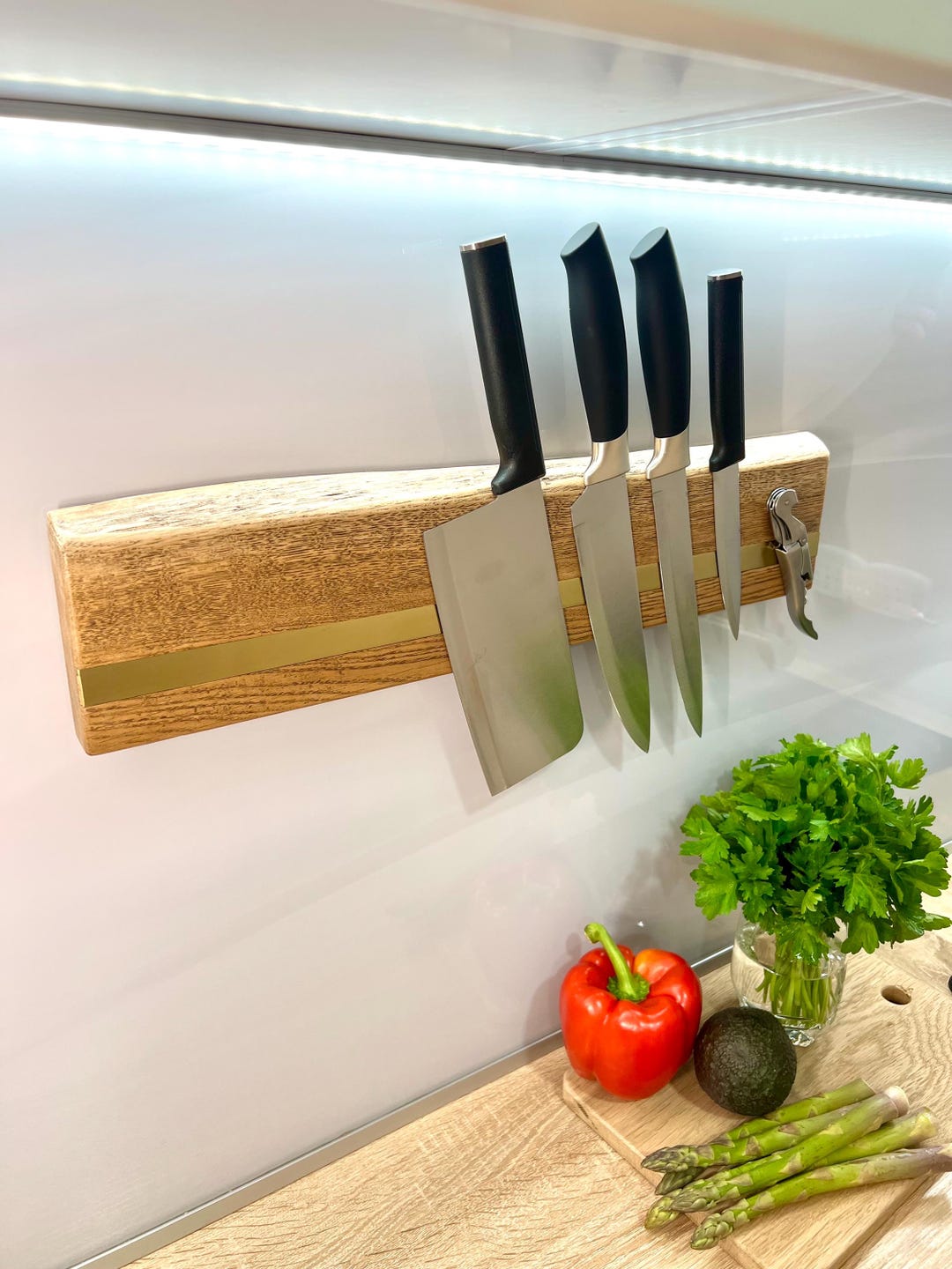 Oak Magnetic Knife Holder (tobacco), Stylish Knife Strip for Kitchen ...
