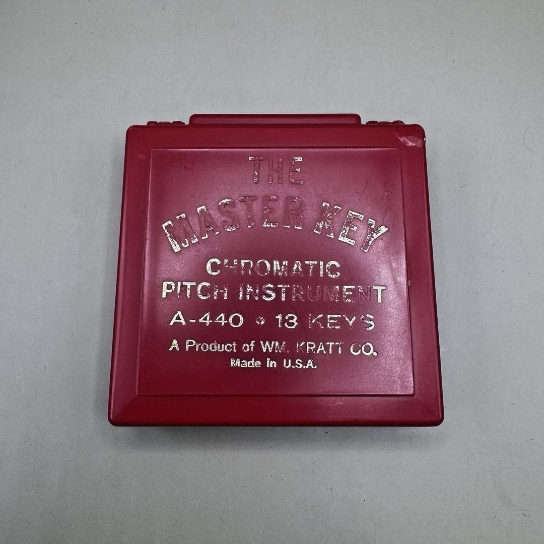 Vintage EUC Master Key Chromatic Pitch Instrument Red 13 Keys A-440 ...