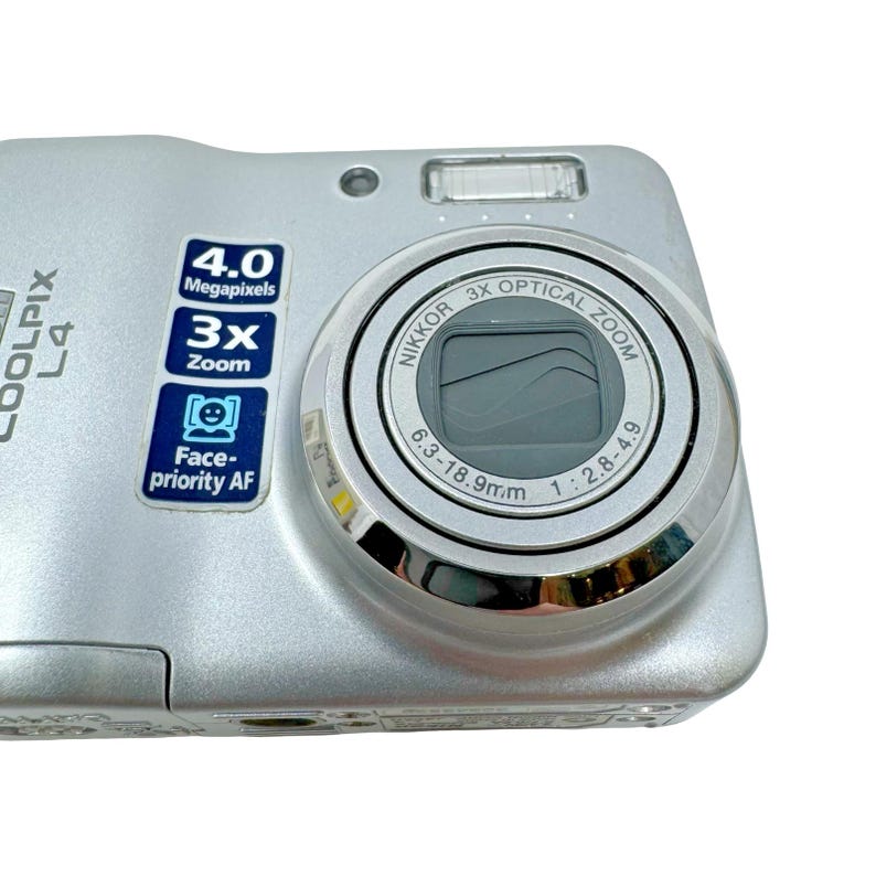 Nikon Coolpix L4 4.0MP Compact Digital Camera Silver Digi Cam Bundle ...
