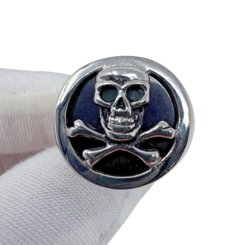 Scull and Crossbones Ring - Etsy Canada