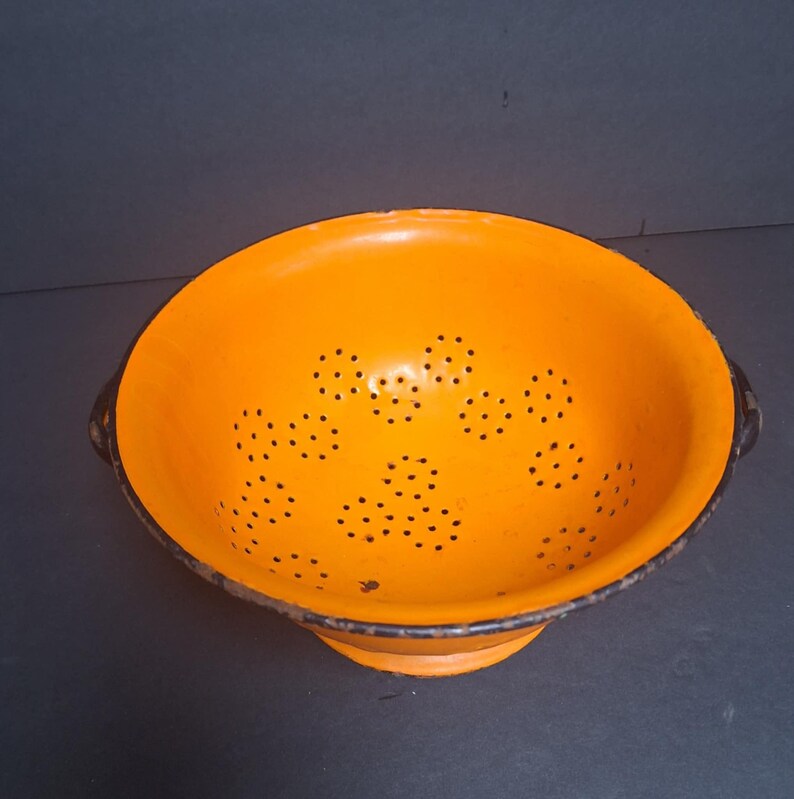 VTG Huta Silesia Orange Enamelware Colander #22 – Made in Poland, 1960s ...