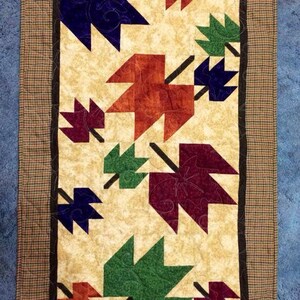 Fall Table Runner Quilted, Handmade Fall Leaf Table Runner, Quilted Fall Leaf Table Topper ...