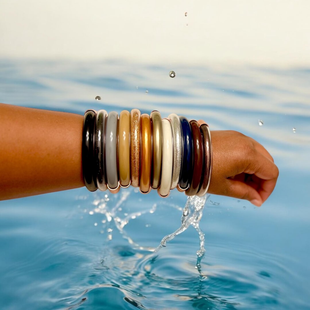 Gold Thai Buddhist Temple Bangle Style, Jelly Bangle, Gold Sparkling ...