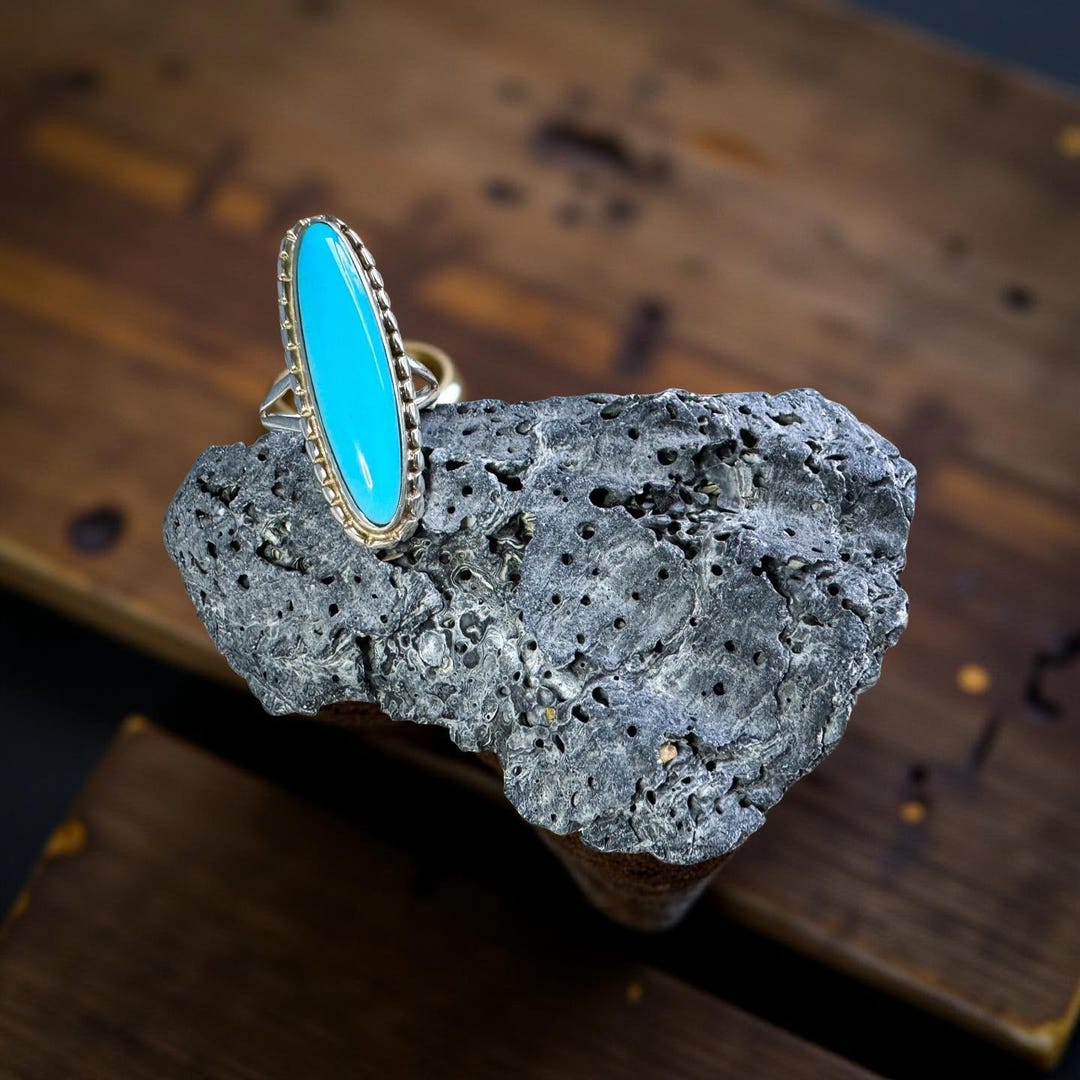 Vintage Sleeping Beauty Turquoise & Sterling Silver Pointer Ring | Size ...