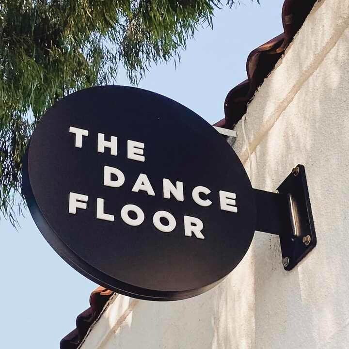 Custom Shop Sign- Storefront Blade Sign- Blade Sign- Wall Mounted Store ...