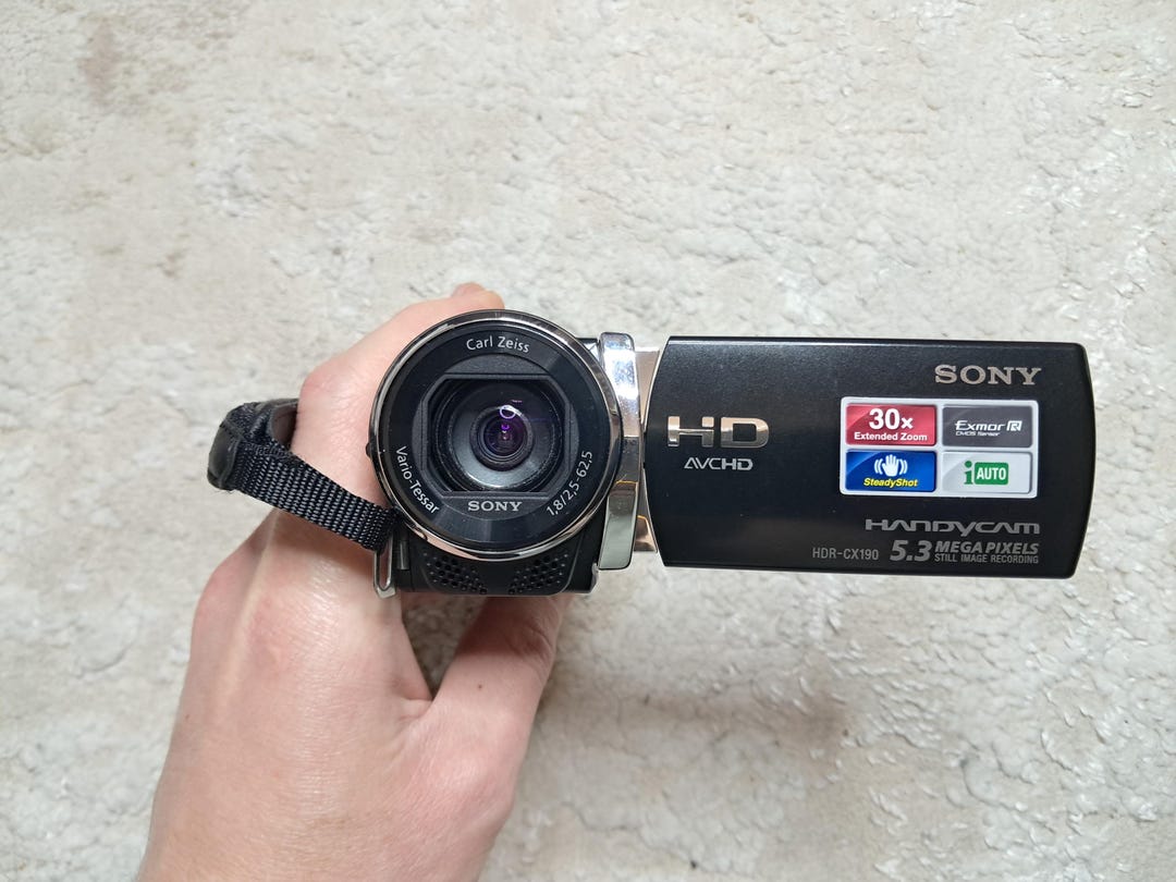 Sony Handycam HDR-CX190E Digital Video Camera Recorder Camcorder Retro ...