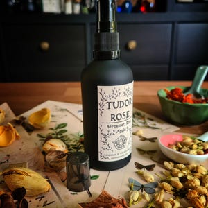 Tudor Rose Room Spray - Medieval - Castlecore - Larp - Dark Academia ...