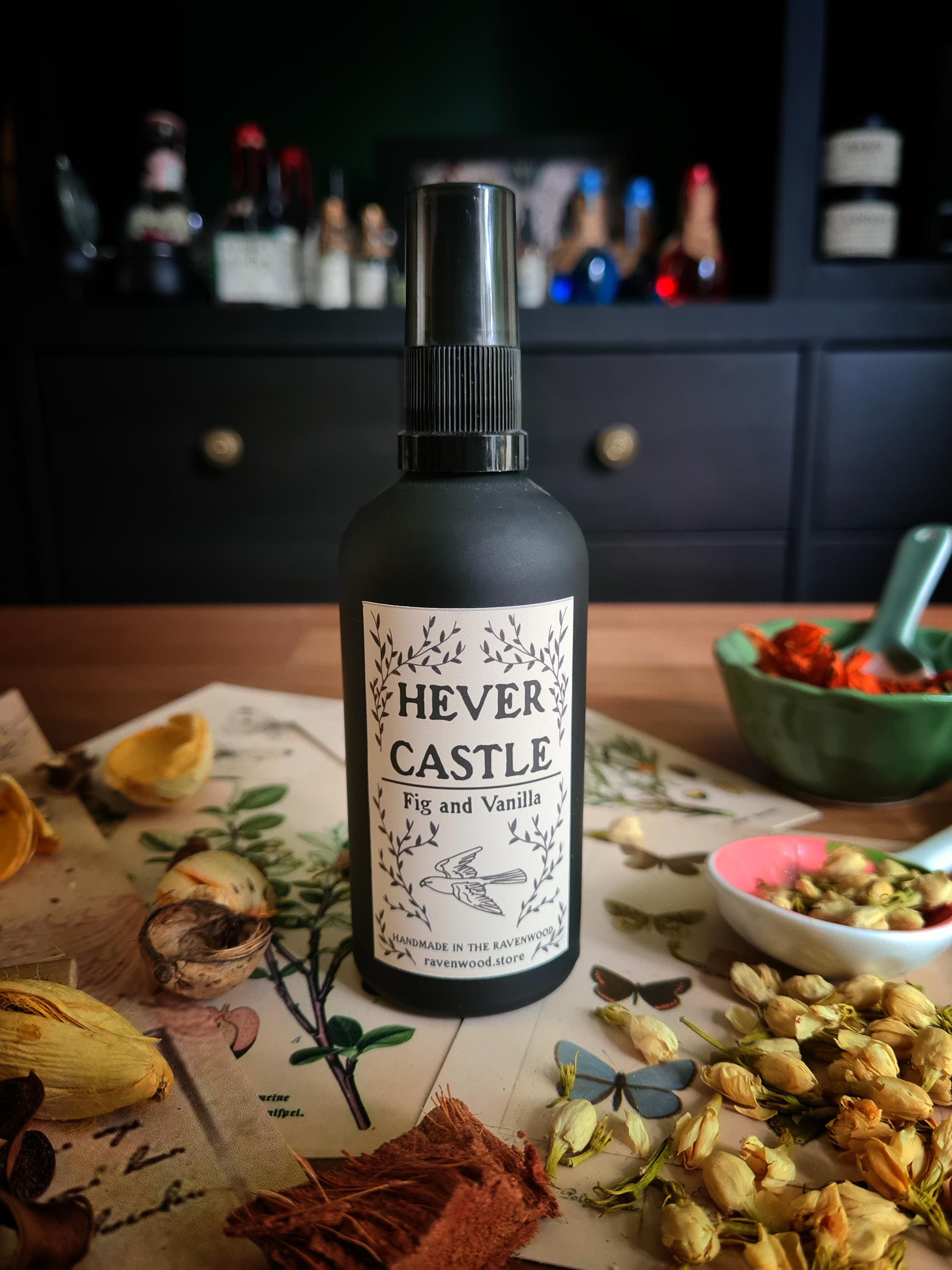 Hever Castle Room Spray - Tudor - Medieval - Anne Boleyn - Etsy UK