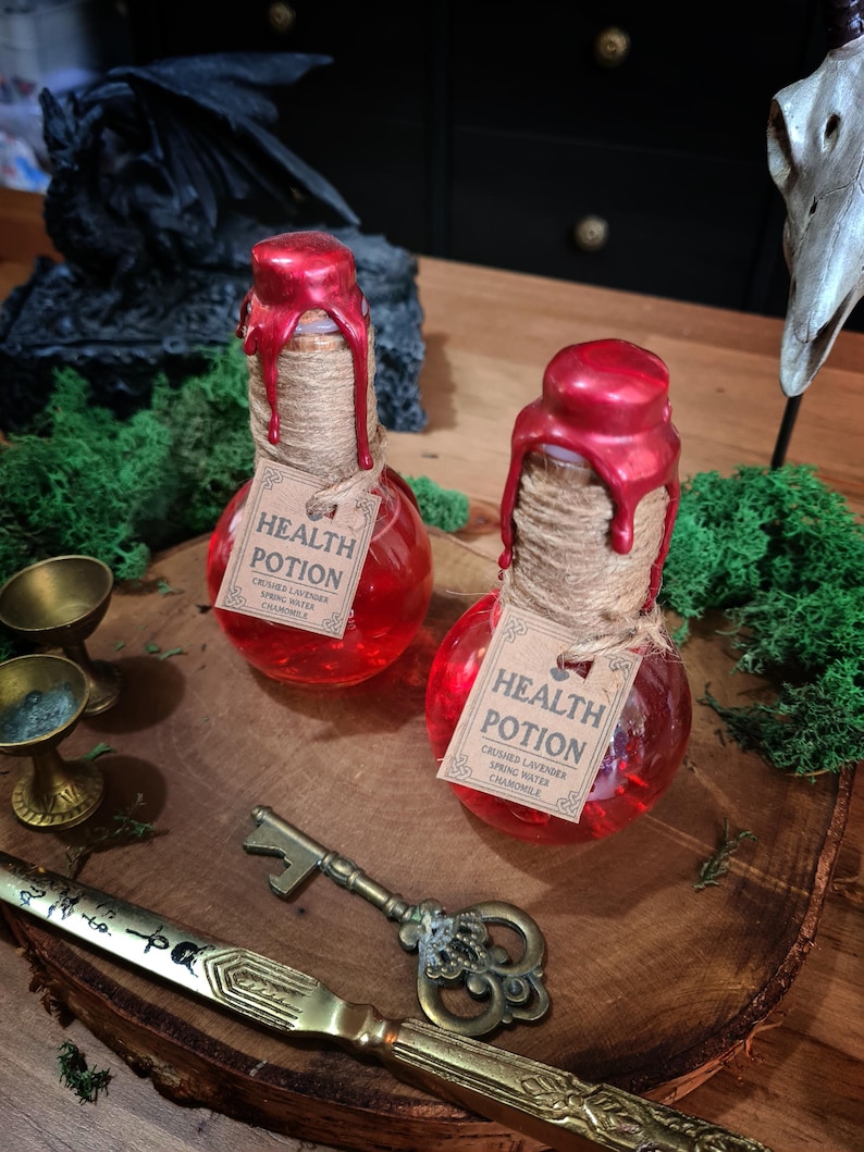 Health Potion, Decorative Potion, Fantasy Prop, Roleplay, TTRPG, Dnd ...
