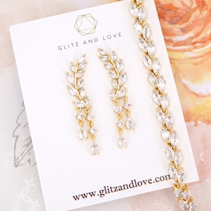 Statement Princess Bride Necklace, Wedding Jewelry, Bridal Backdrop ...