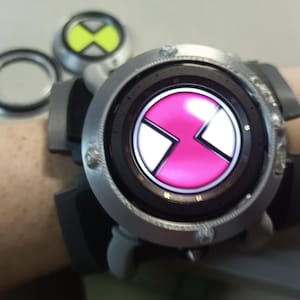 Ben 10 Original Omnitrix Smartwatch Case – Pop-up Design | Fits Samsung ...