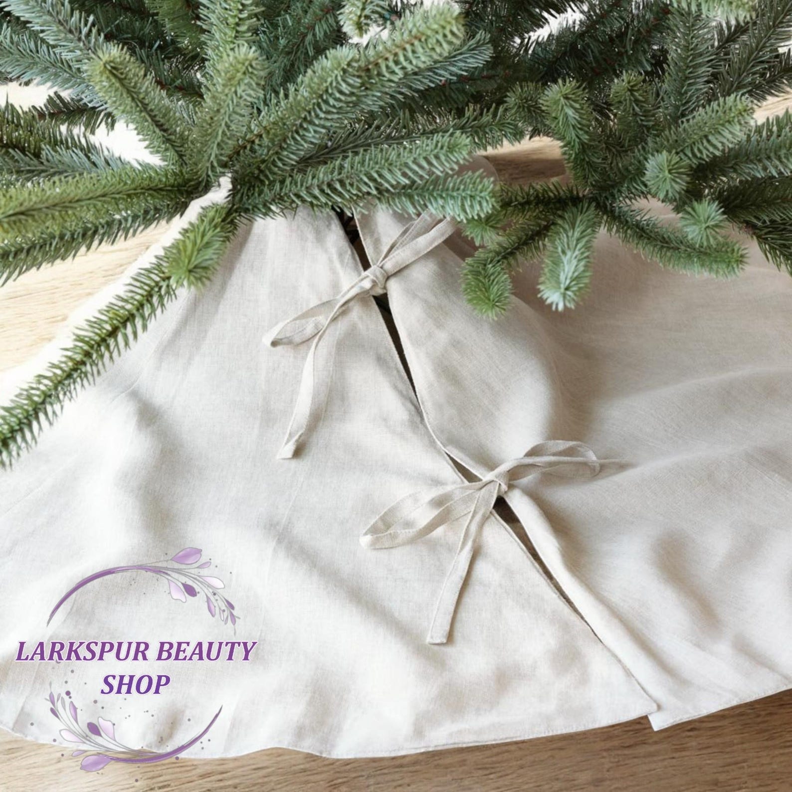 French Country Christmas Tree Ideas For A Simple, Stunning Holiday