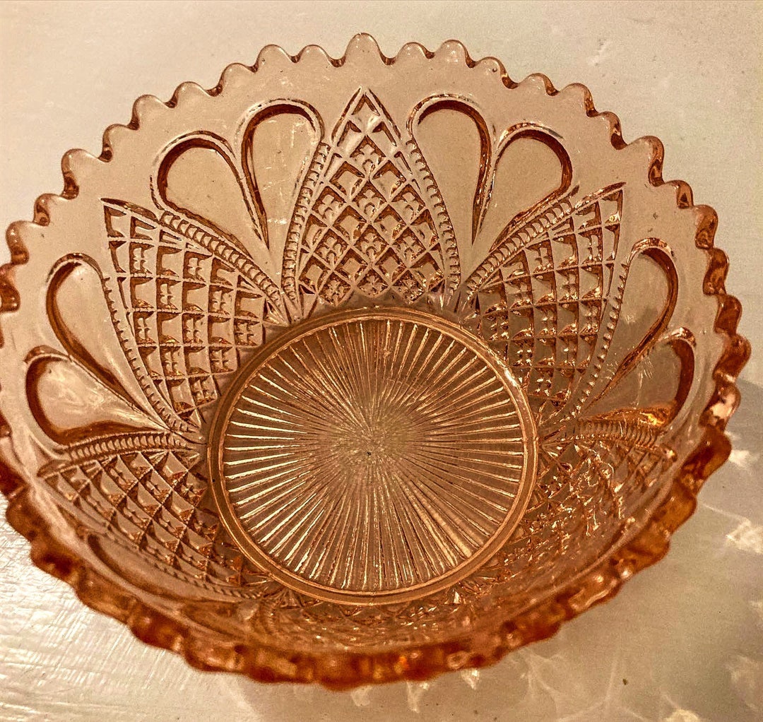 Vintage Pink Cut Glass Bowl Bonbon dish With Heart Design bon Bon Dish ...