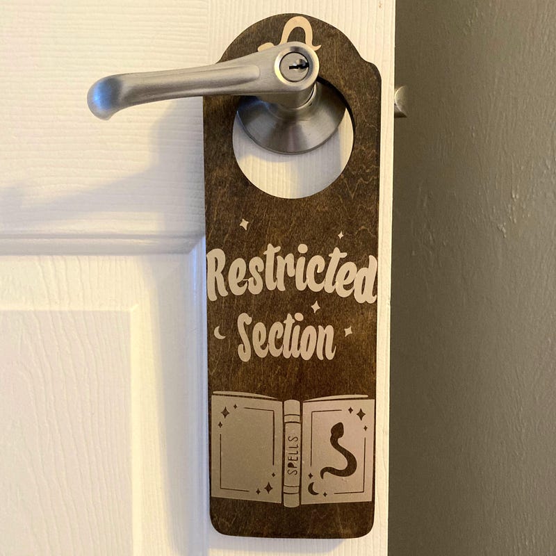 Inside the Rise of Home Libraries as Luxury Status Symbols - Etsy Canada