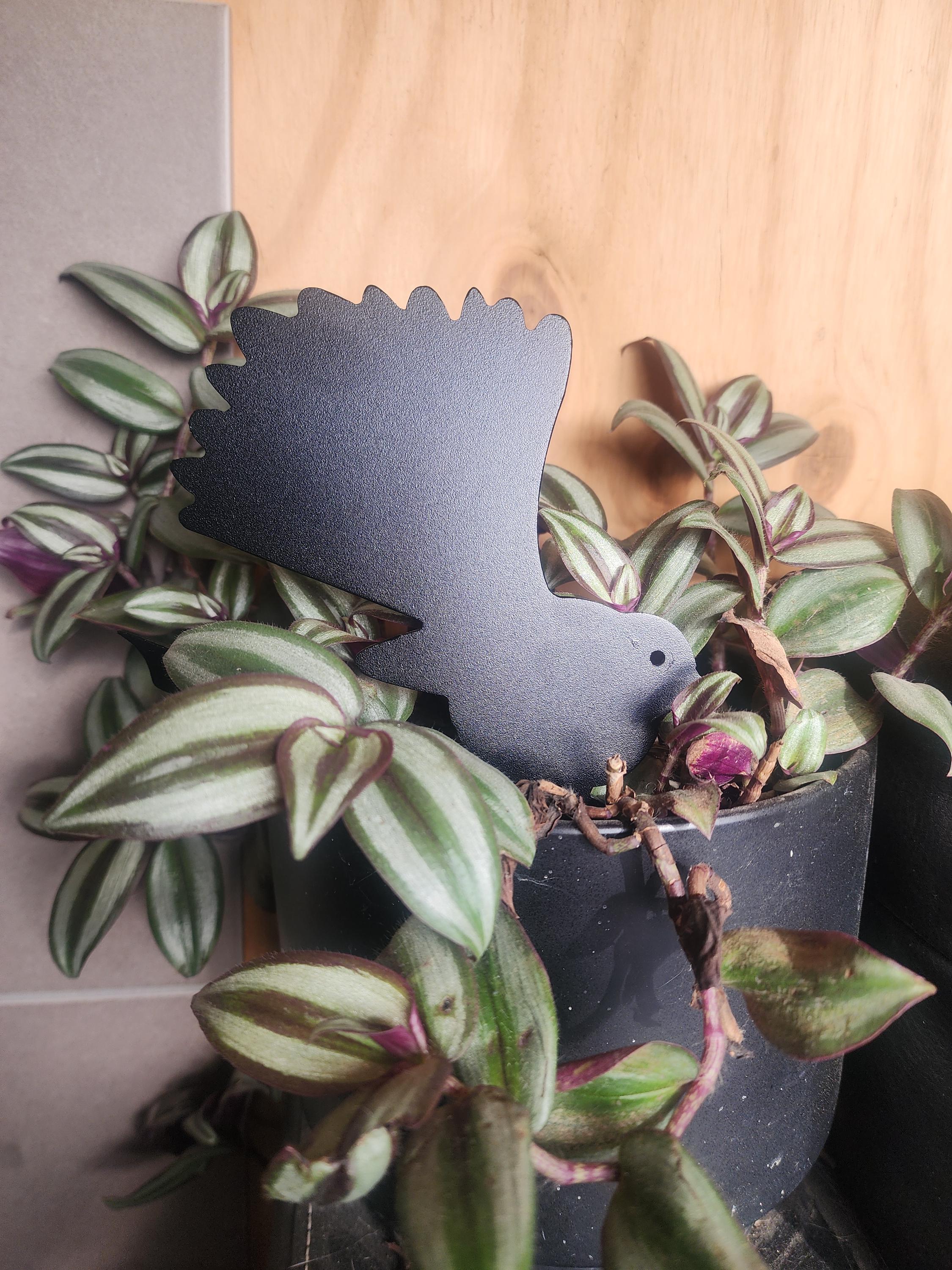 Metal Garden Art - Fantail - NZ Native Bird - for Your Pot Plant or ...