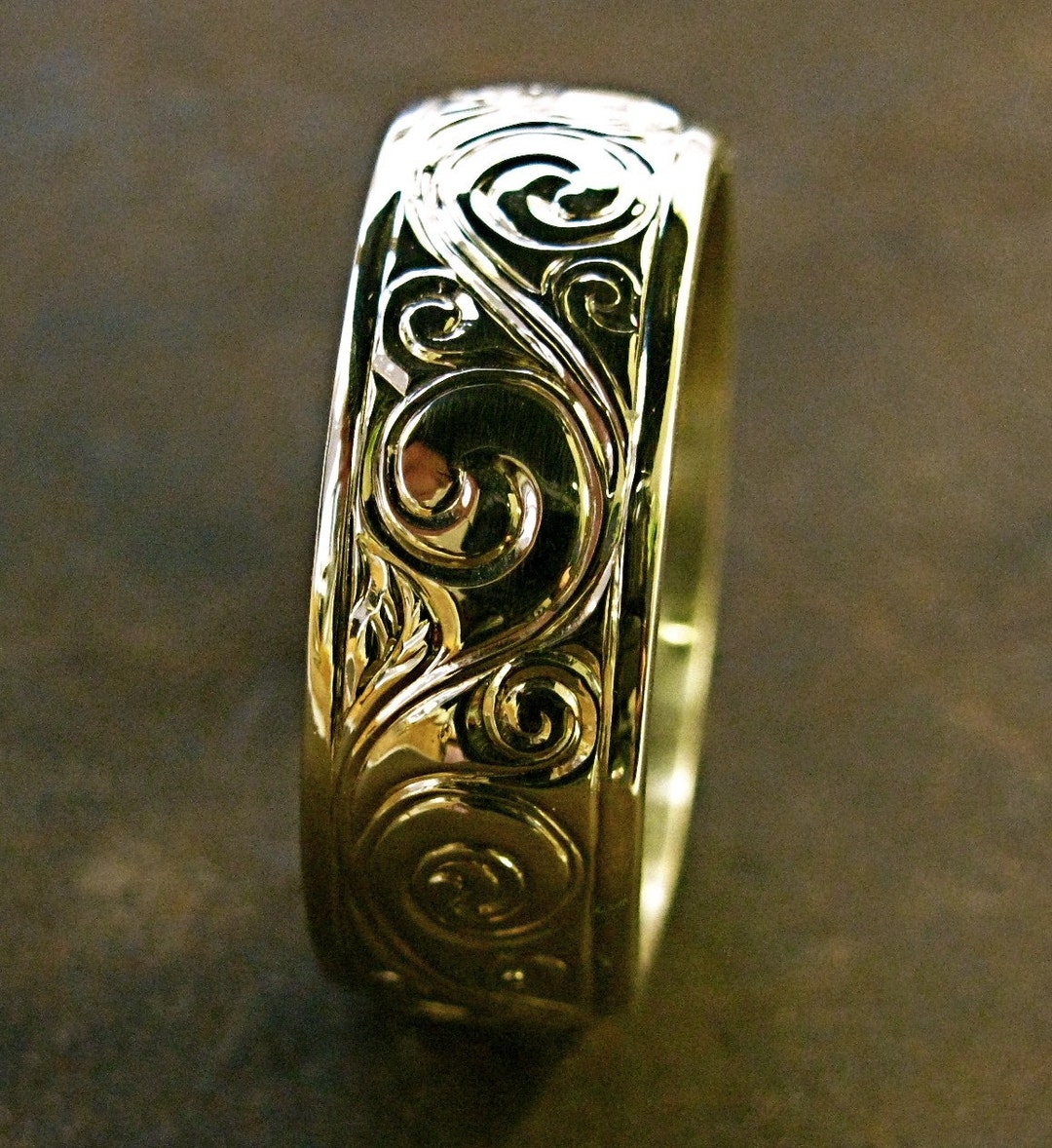 Hand Engraved Wedding or Anniversary Band - Etsy