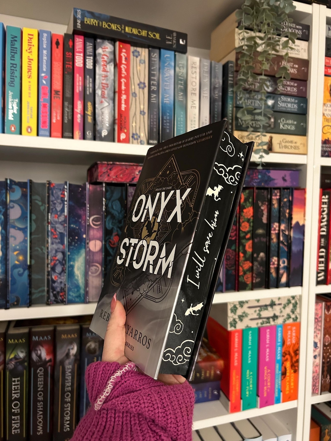 Onyx Storm UK Hardback With Painted Edges - Etsy