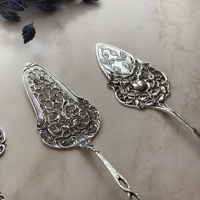 Exquisite Silver Flower Motif Cake Server Set, Luxury Gift for ...