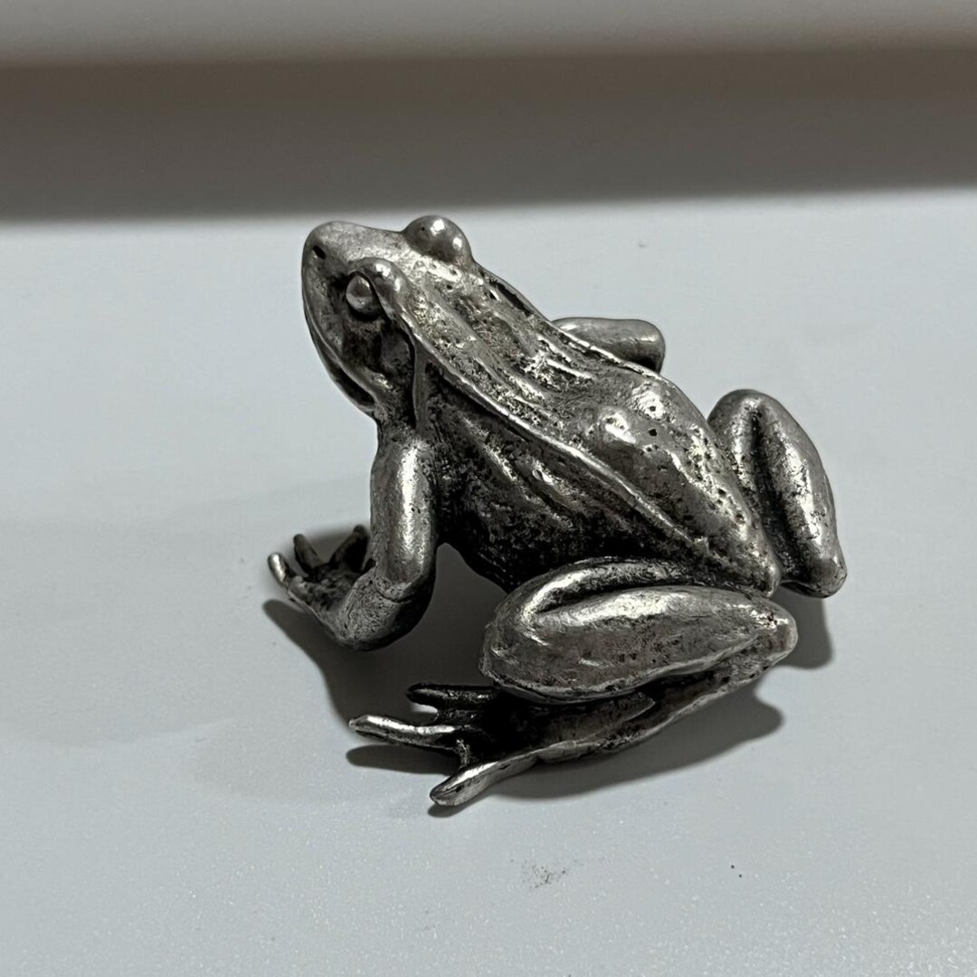 White Copper Frog Statue Decoration, Handmade Carving, Animal ...