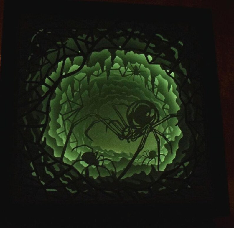 Spider Shadow / 3D Light Box / Wall Decor / 3D Night Light - Etsy UK
