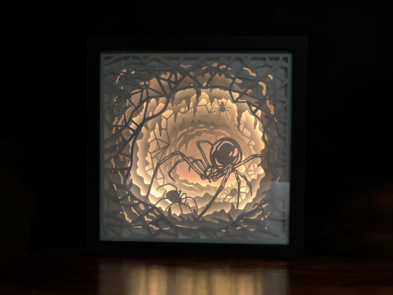 Spider Shadow / 3D Light Box / Wall Decor / 3D Night Light - Etsy UK