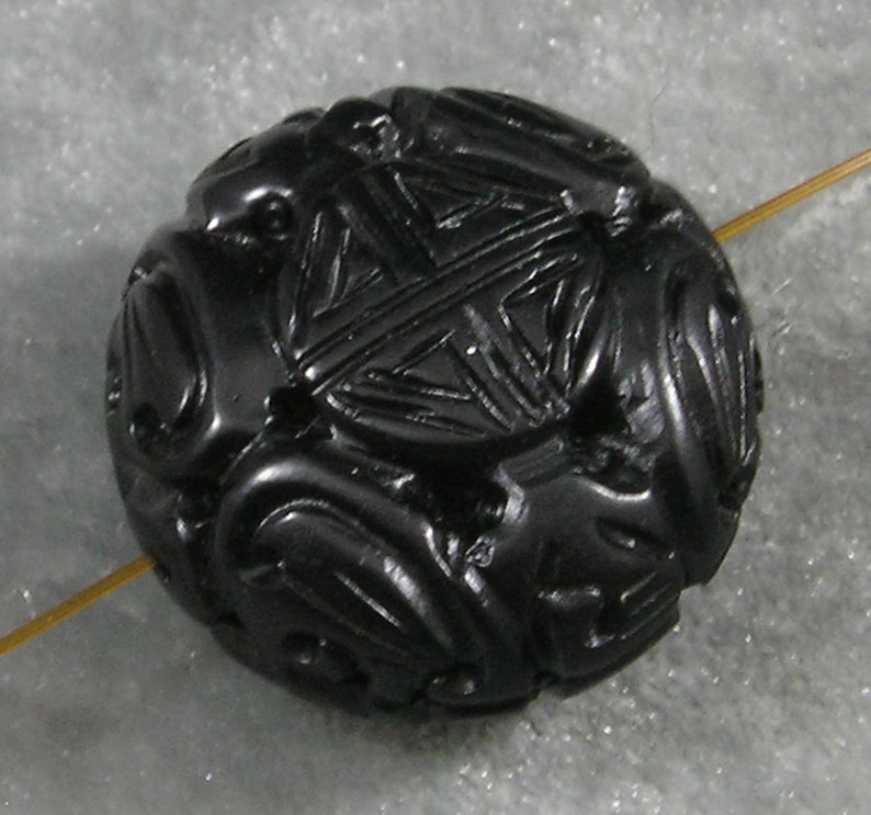 Carved Jet Lignite 25mm X 15.5mm 1" X 5/8" Flat Round Loose Bead ...