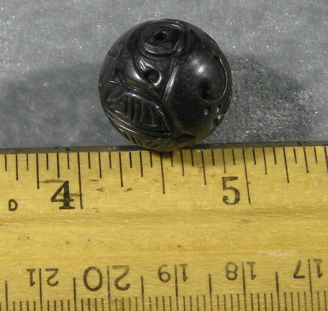 Carved Jet Lignite 20mm 13/16" Round Loose Bead Longevity Deep Black ...