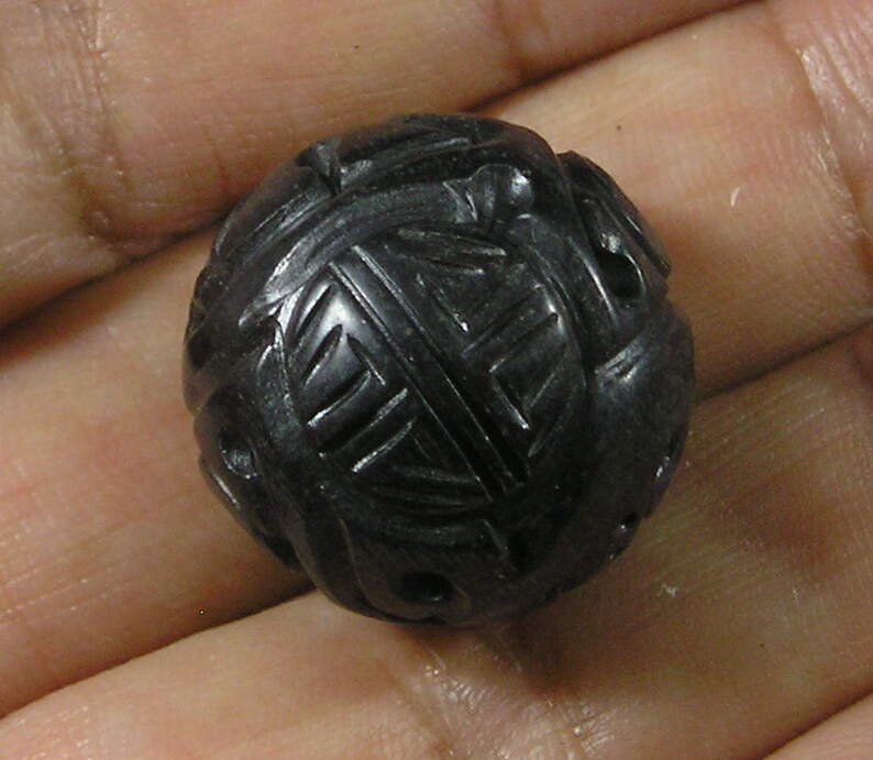 Carved Jet Lignite 20mm 13/16" Round Loose Bead Longevity Deep Black ...