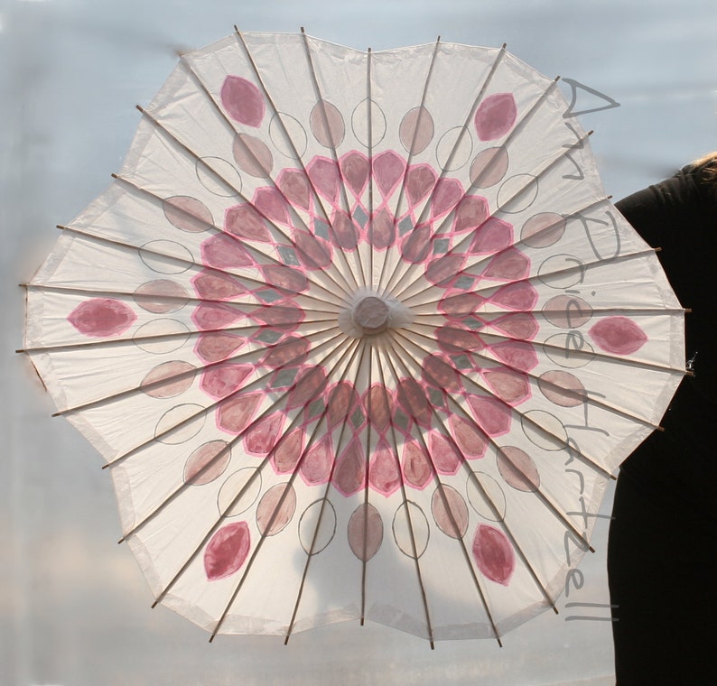 Parasol Flower Shaped - Pink Crystal Pattern on White Parasol - Etsy