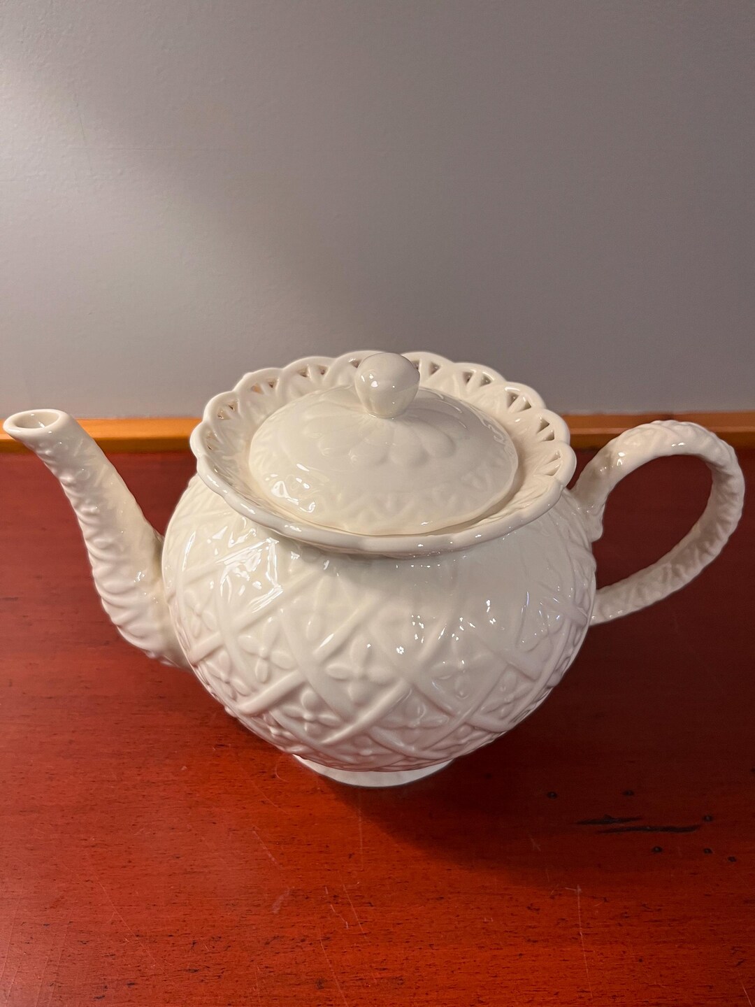 I. Godinger & Co Ivory Lattice Teapot Pierced Lace Rim Porcelain-euc - Etsy