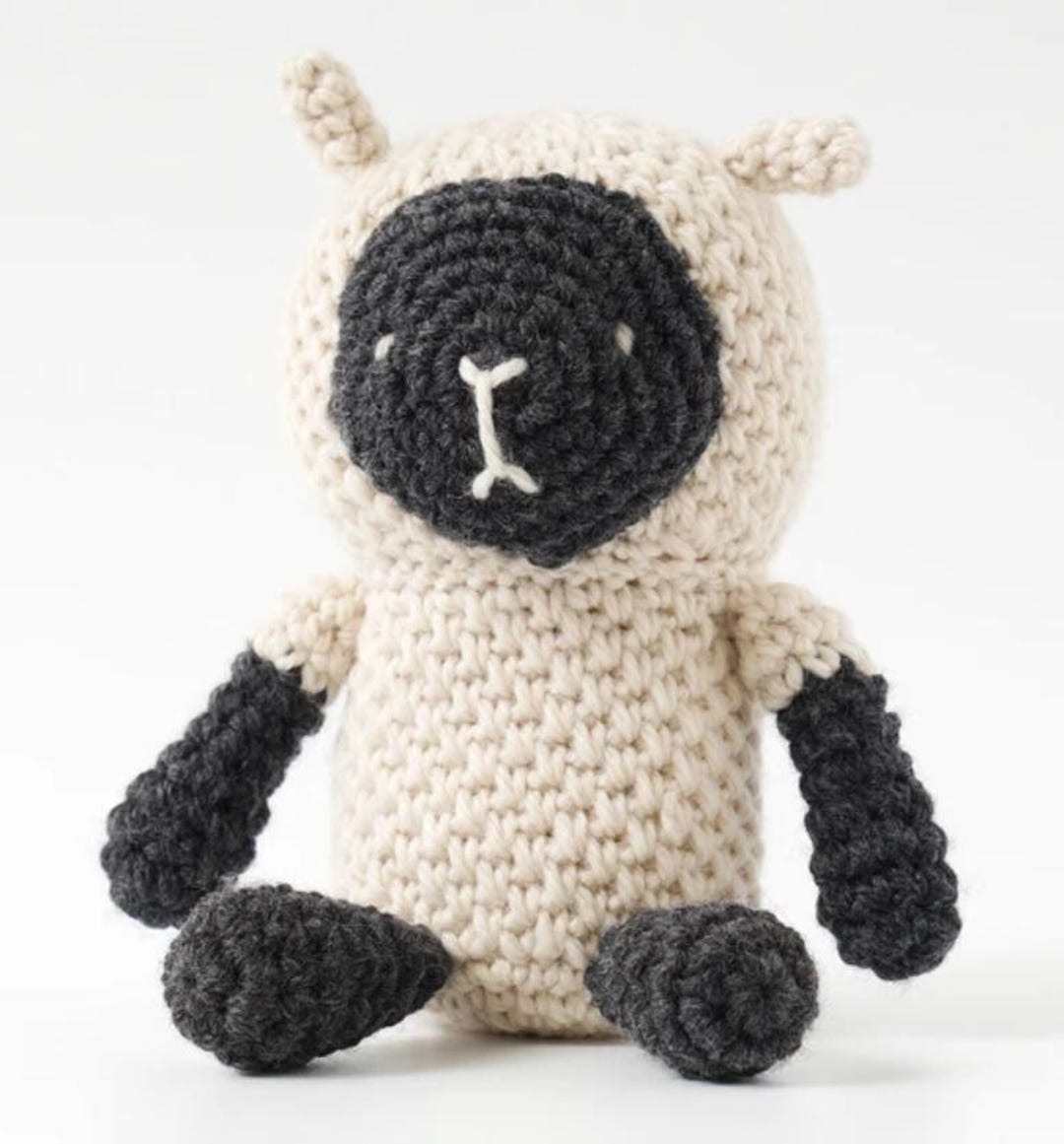 Amigurumi Sheep Knitting Kit: Itohenlab Wool Yarn DIY Toy (#8-12M) - Etsy