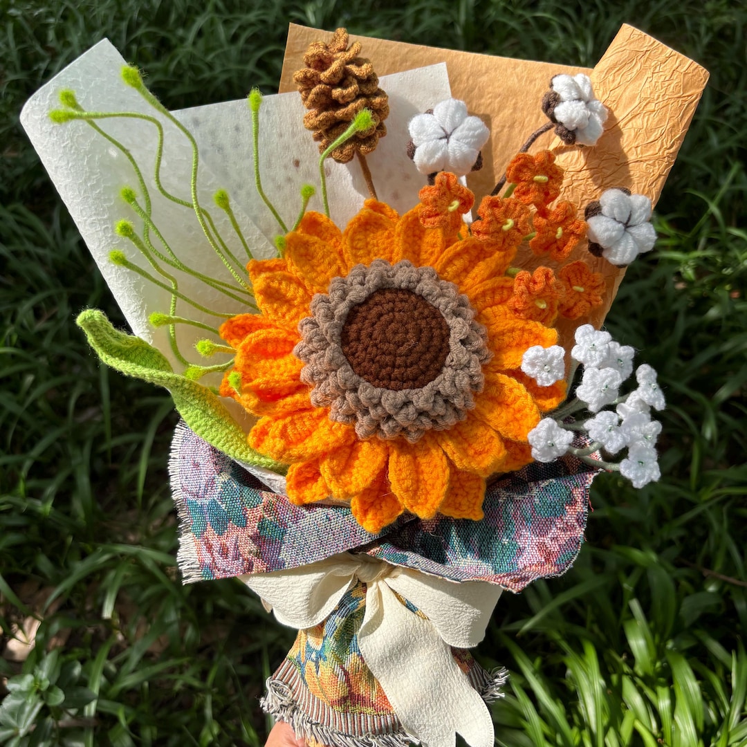 Handmade Crochet Sunflower Bouquet, Yarn Flowers, Everlasting Gift for ...