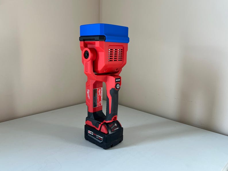 Milwaukee M18 Search Light Diffuser - Transform Your Flashlight Into a ...