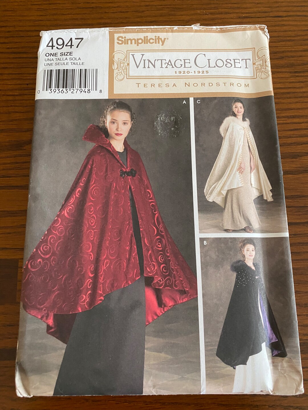 Simplicity 4947 Capes Pattern Vintage Closet - Etsy