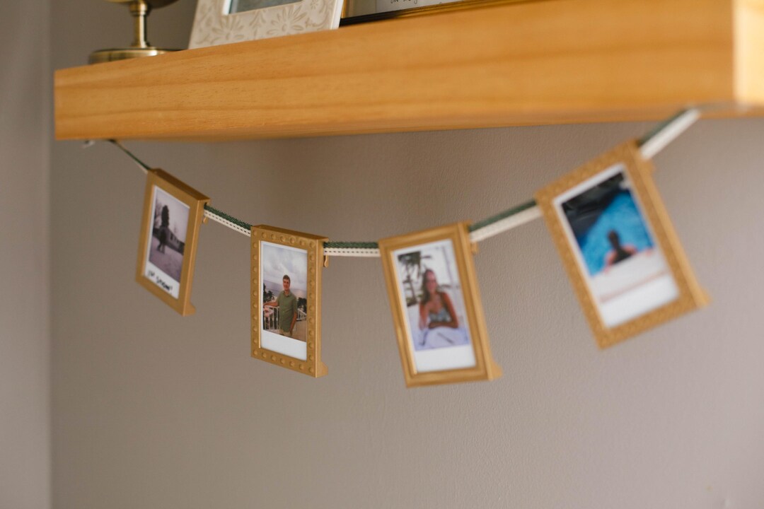 Magnetic Hanging Polaroid Frames - Set of 4 - Etsy