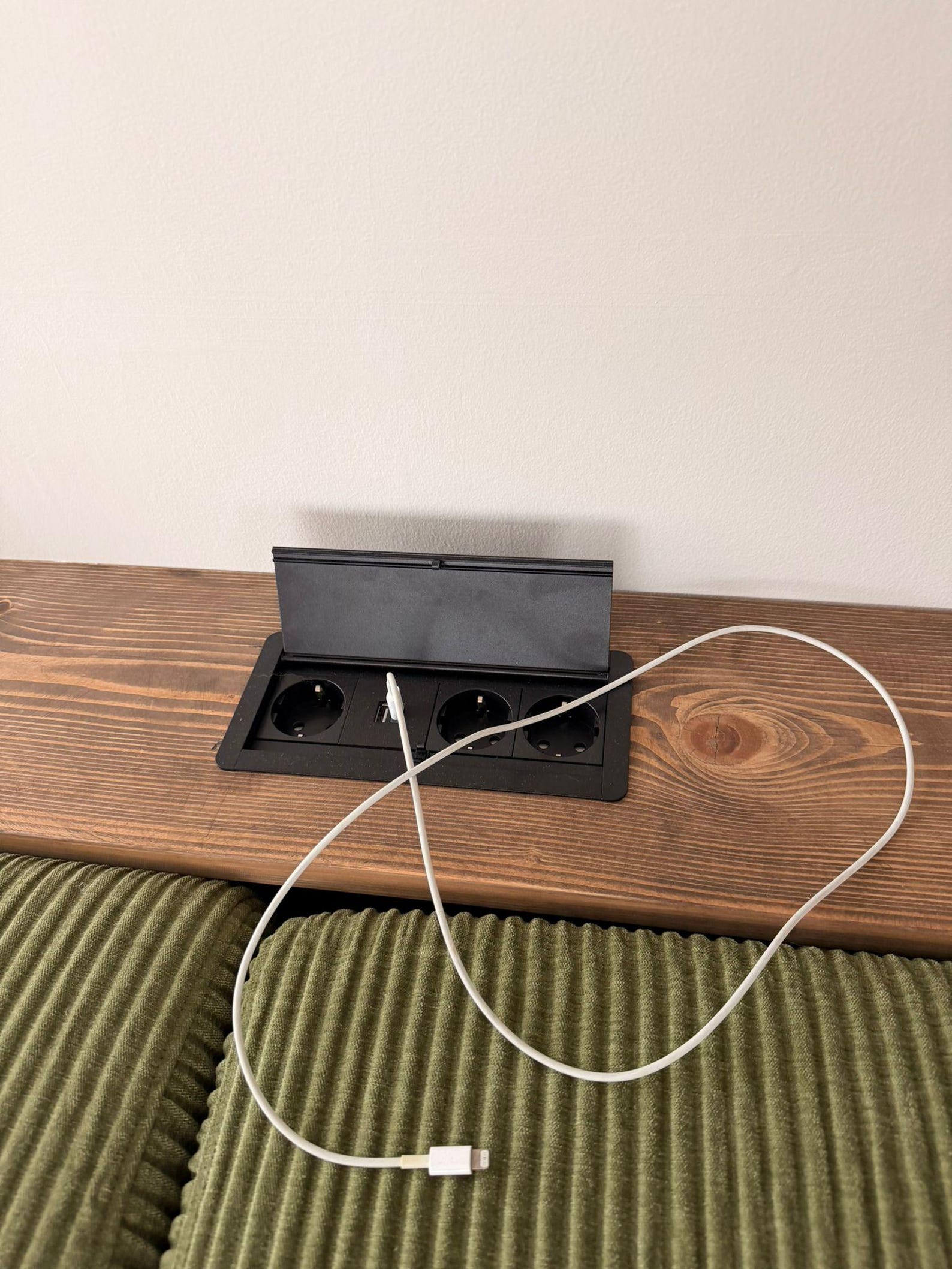 Wooden Behind Couch Table With Power Outlet & USB Ports, Slim Sofa ...
