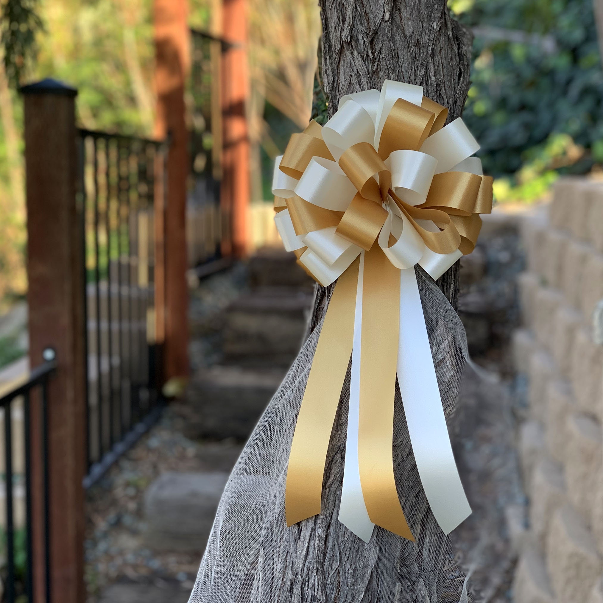 Ivory Pew Bows