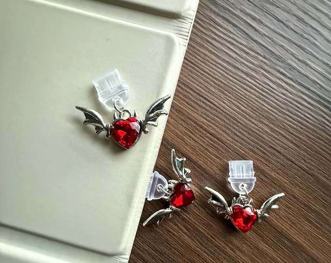 Vampire Dust Plug Charm: USB-C, Micro-usb, Apple Lightning - Etsy