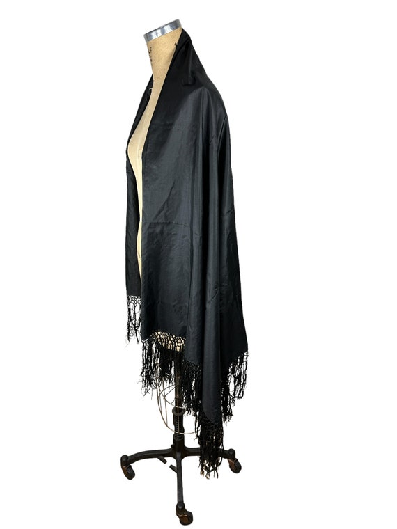 Victorian black silk shawl with fringe 68 x 68 - Gem