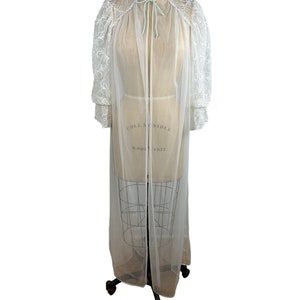 1960s White Sheer Robe With Puffed Lace Sleeves Size M by Val Mode - Etsy
