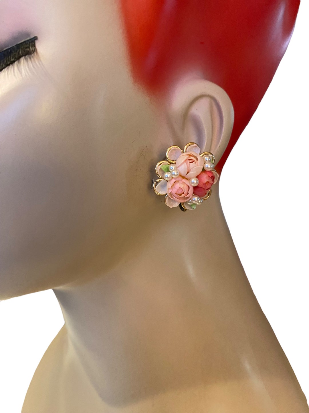 Vtg 60s Pink Raspberry Roses and Seed Pearl Button Clip - Etsy