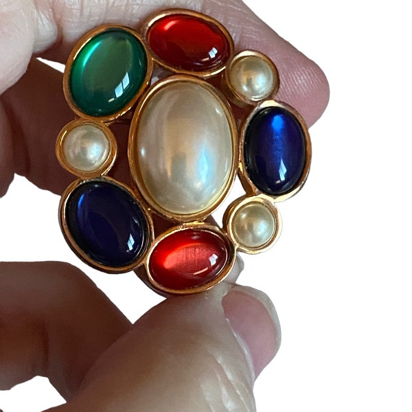 Vintage Avon Brooch - Etsy