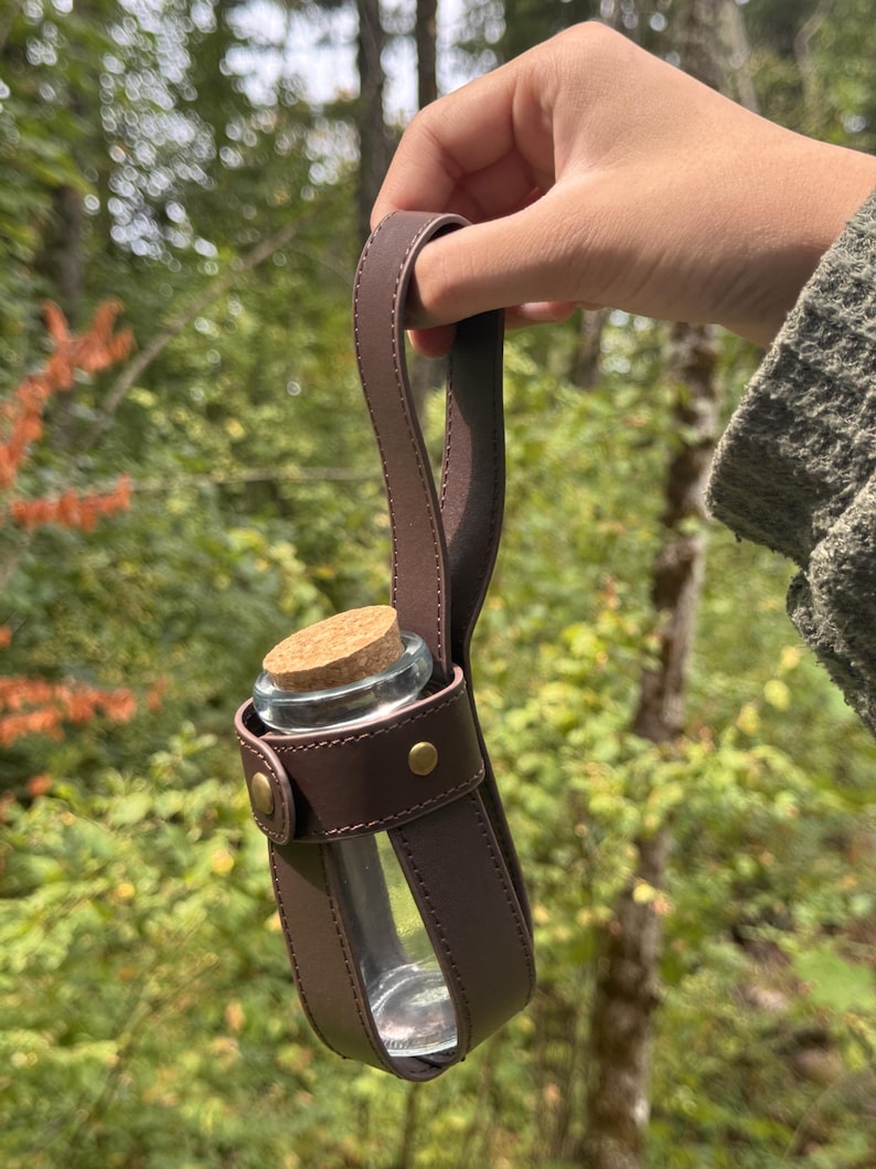 Leather Potion Bottle Holder: Renaissance Faire, Cosplay, LARP ...