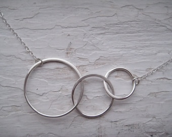 Silver Loop Necklace - Etsy