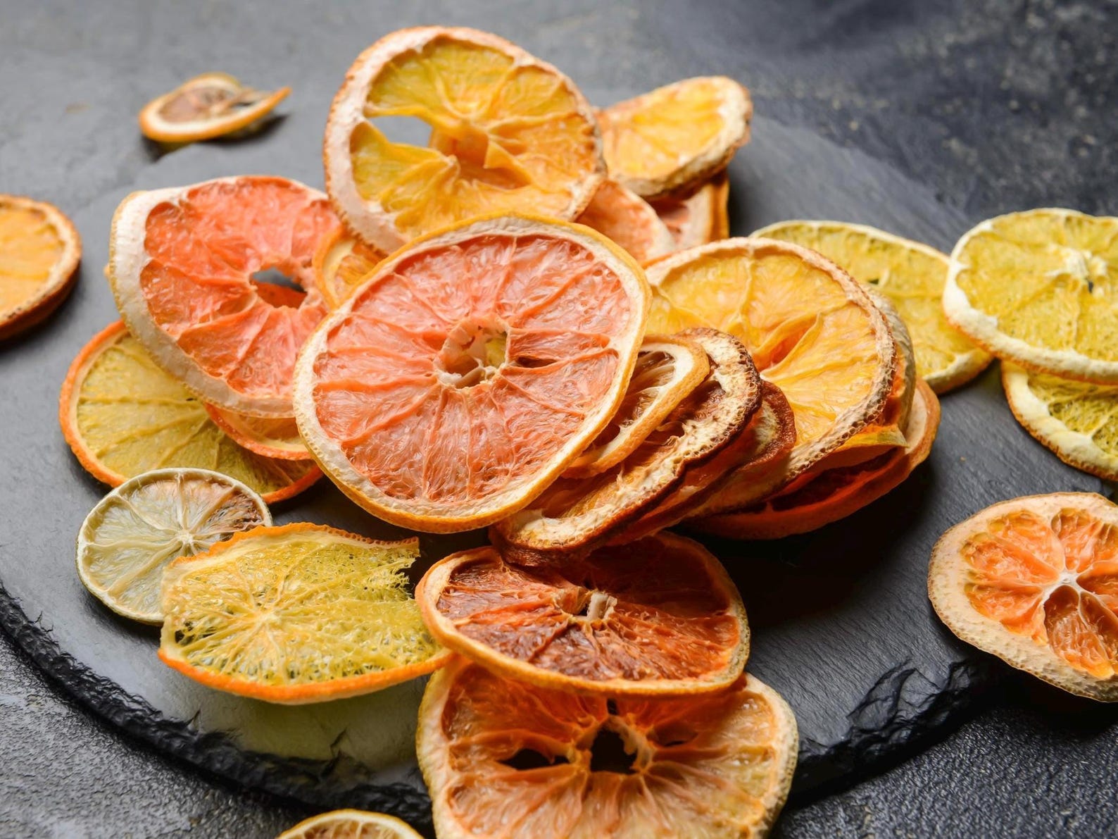 Dried Grapefruit Slices Garnishes Craft Cocktail Home Bartending ...