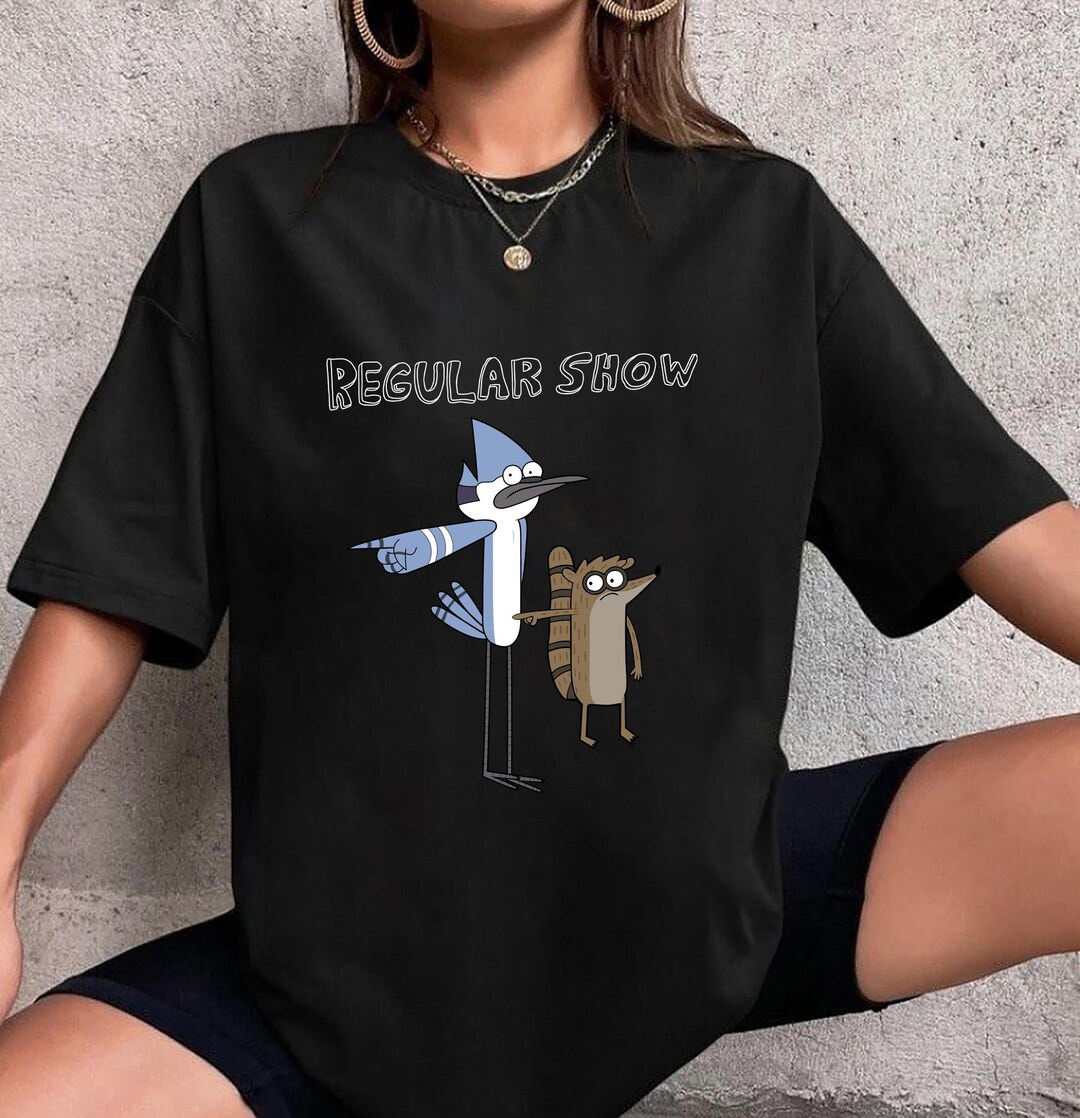 Regular Show Mordecai & Rigby Pointing T-shirt, Regular Show Shirt Fan ...