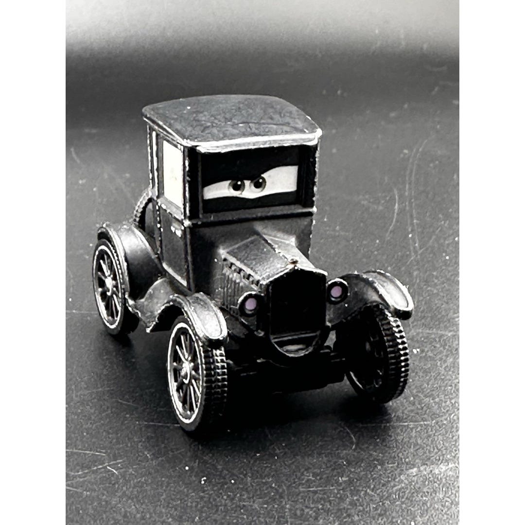 Disney Pixar Cars Movie Lizzy Lizzie 1:55 Diecast Metal Black Ford ...